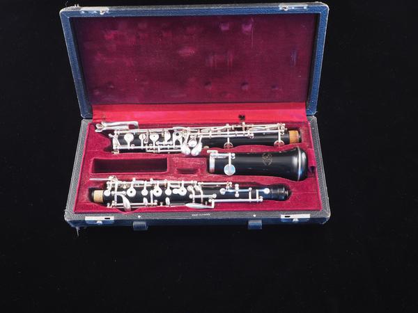 Fox 300 Oboe #2615 – Gina's Flutes